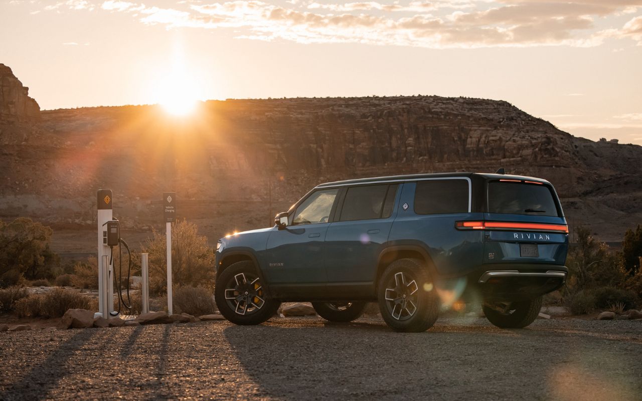 How Much Does It Cost To Charge A Rivian? [2026] EV-America
